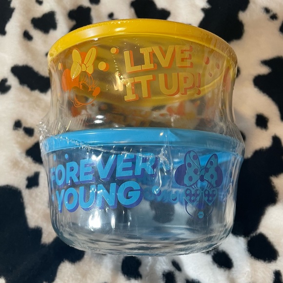Disney | Kitchen | 4 Piece Disney Minnie Mouse Pyrex Containers | Poshmark